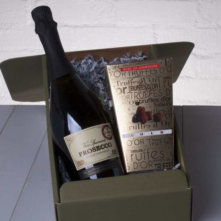 Mum's Prosecco & Chocolate Gift Box - Whisk Hampers
